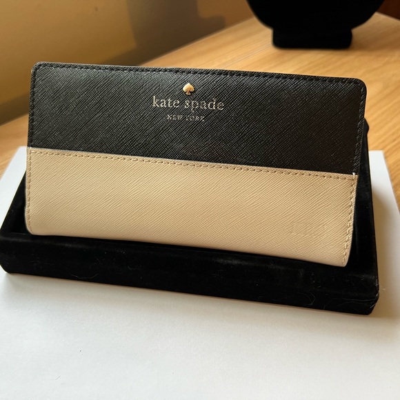 kate spade | Bags | Kate Spade Leather Wallet Black Ivory | Poshmark